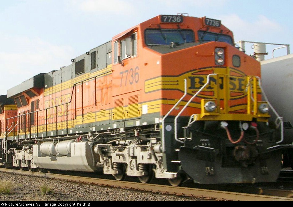 BNSF 7736